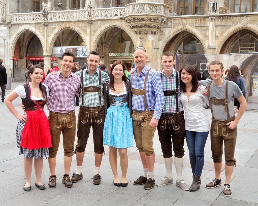 What Is A Typical German Outfit? | eDirndl